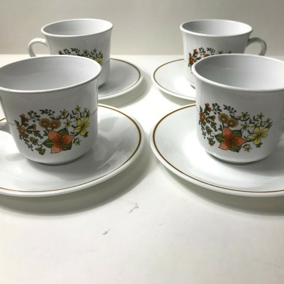 Corelle | Dining | Vintage Corelle Indian Summer Mugs And Saucer 4 ...